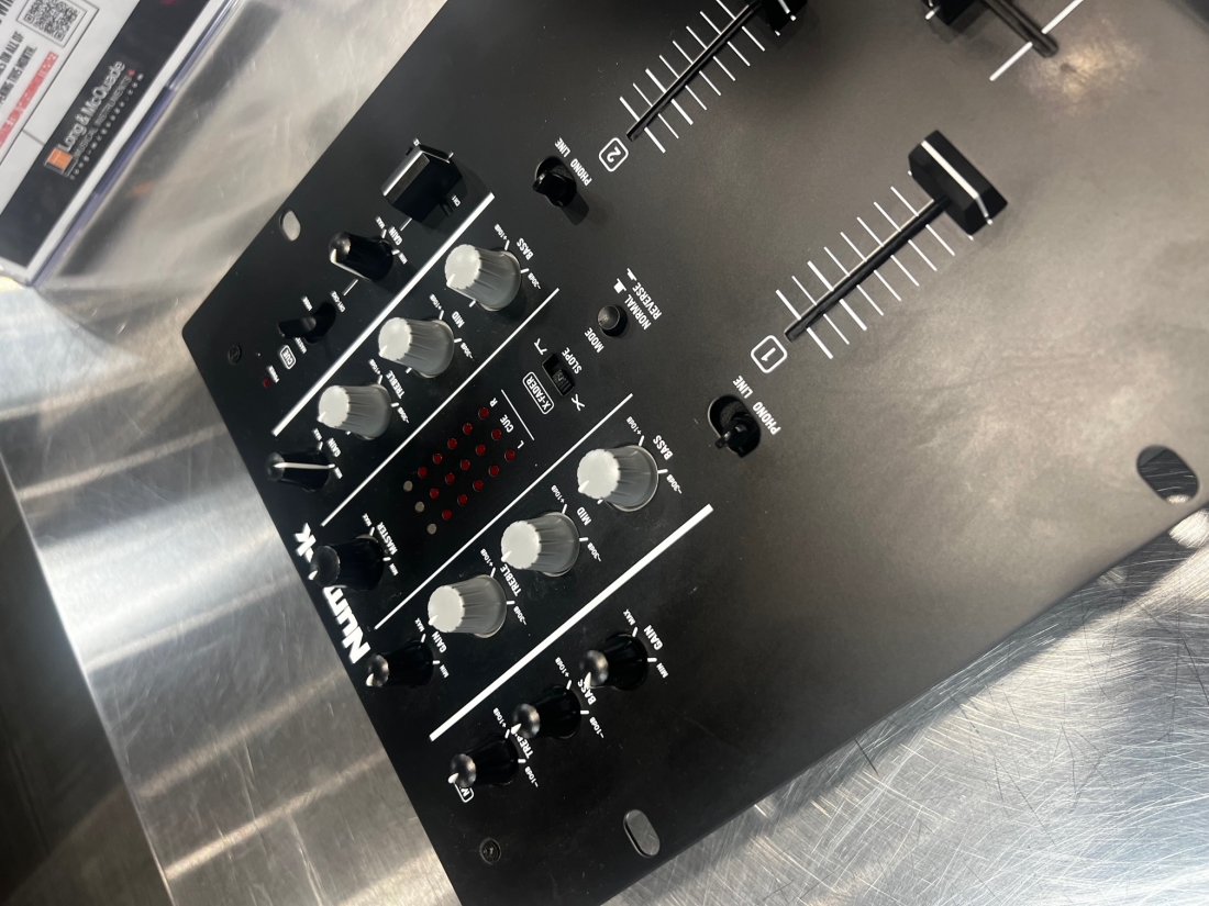 Gear Hunter | Numark - M2 BLACK