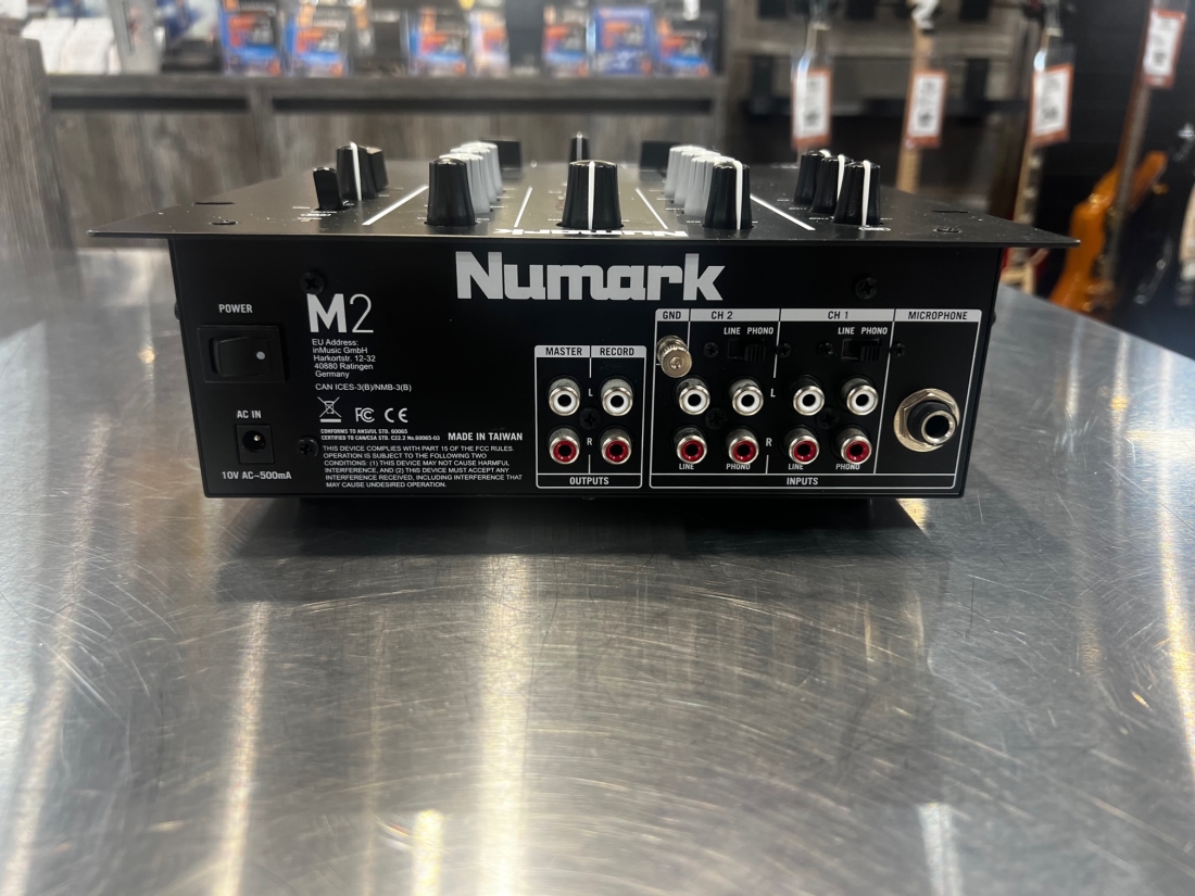 Gear Hunter | Numark - M2 BLACK