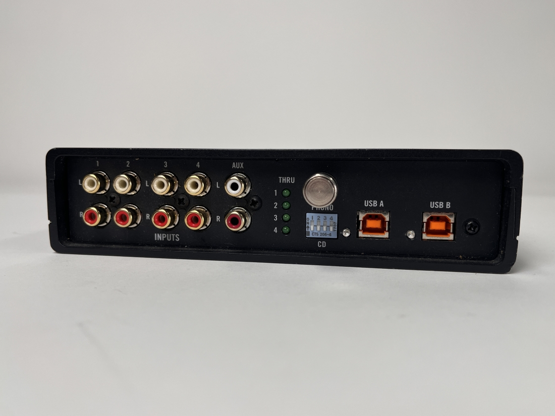 Gear Hunter | RANE SL4 DJ Interface for Serato