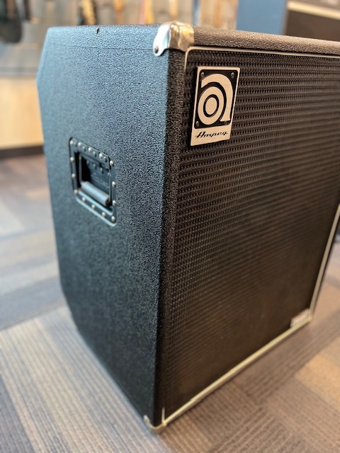 Gear Hunter | Ampeg - SVT-410HLF