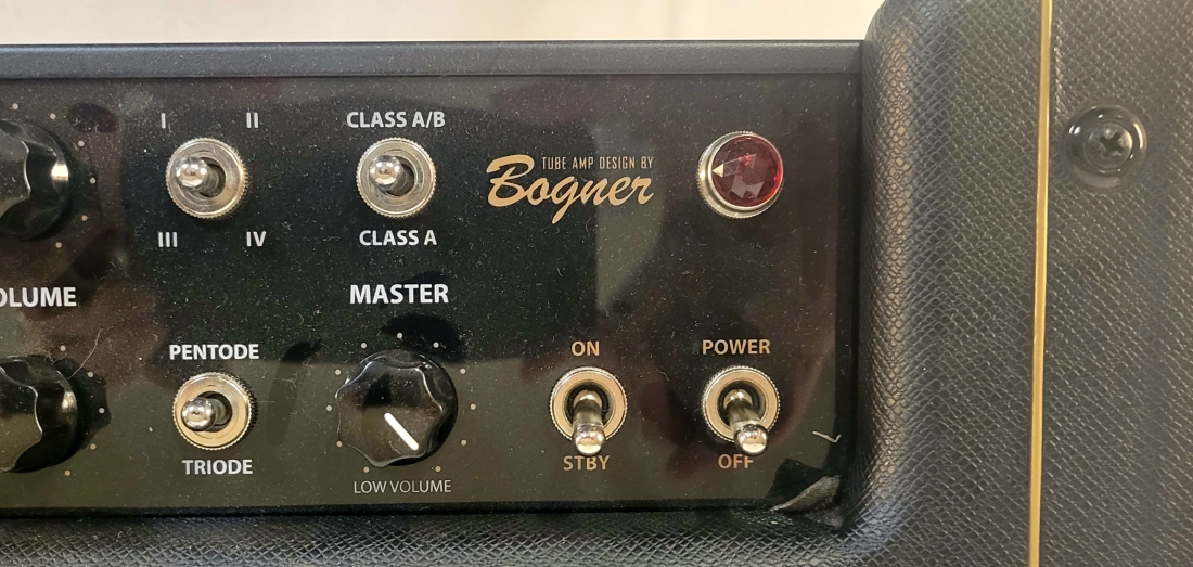 Gear Hunter | Line 6 - DT25-112 Bogner Tube Amp