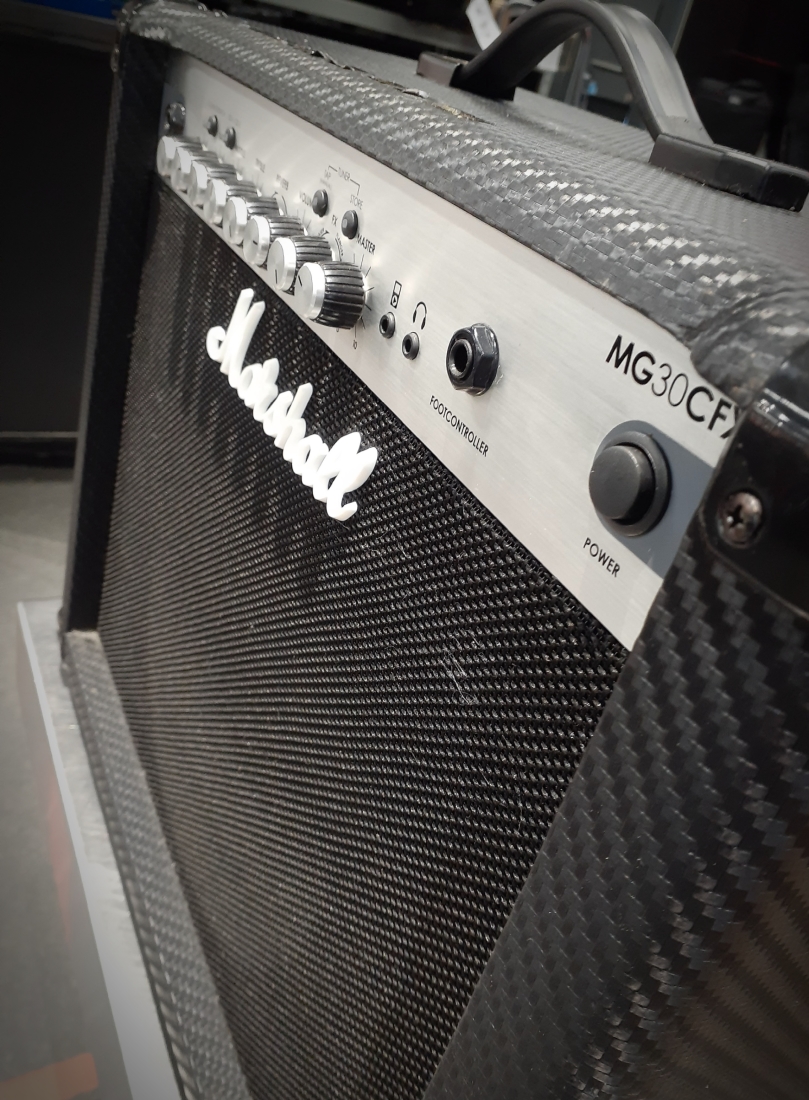 Gear Hunter | Marshall - MG30CFX