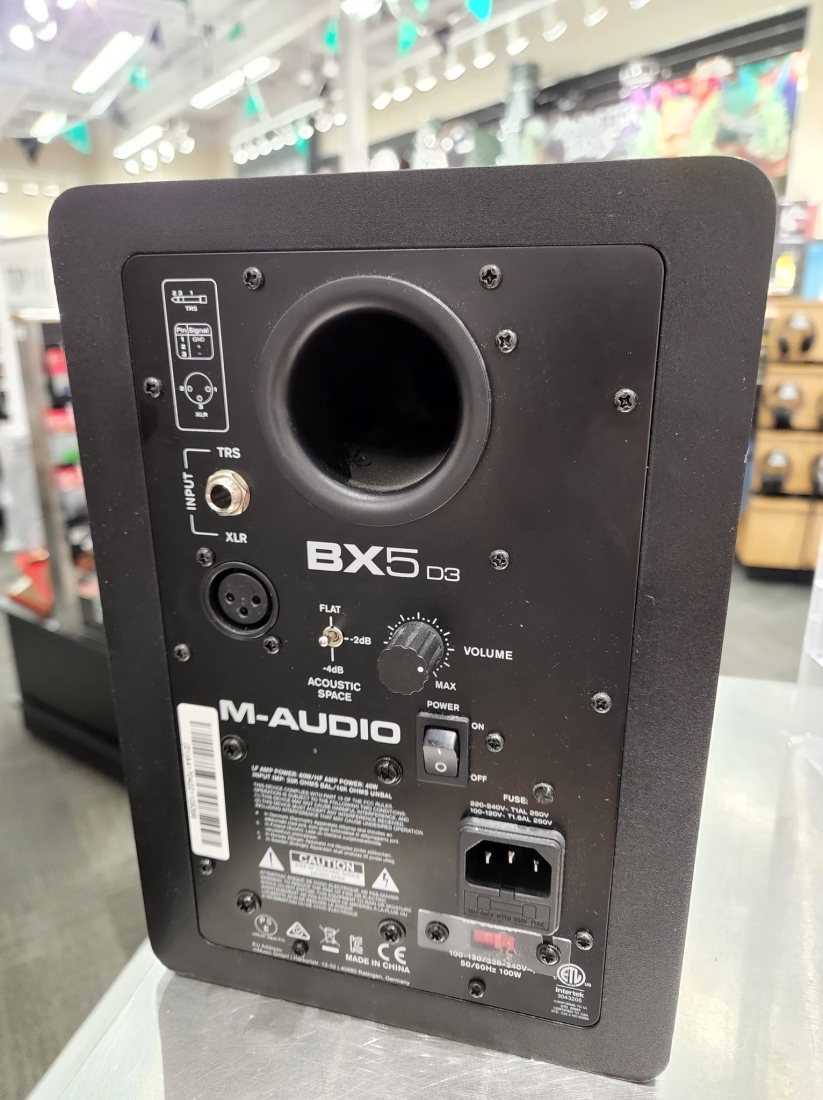 Gear Hunter | M-Audio - BX5 D3