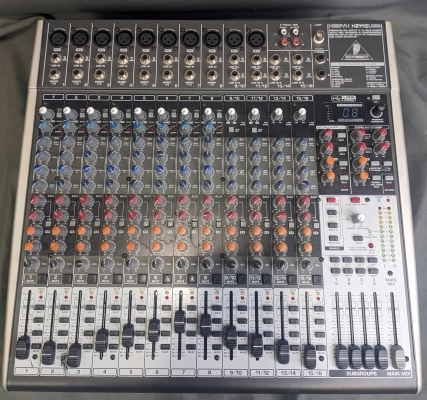 Gear Hunter | Behringer - X2442 USB