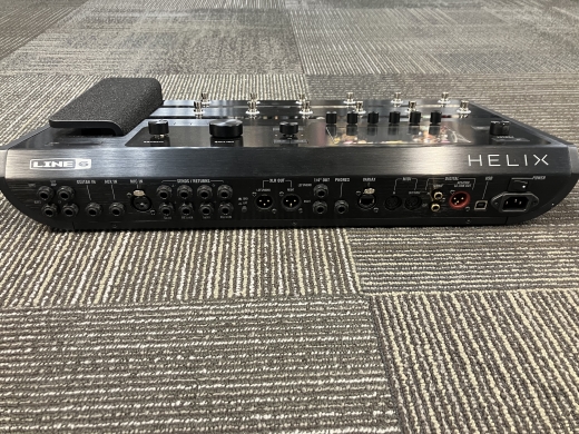 Gear Hunter | Line 6 - HELIX