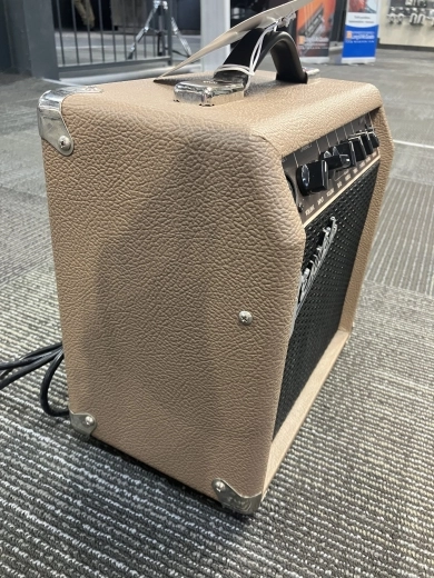 Gear Hunter | Fender - 231-3700-000