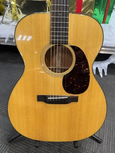 Gear Hunter | Martin Guitars - 000-18 STD
