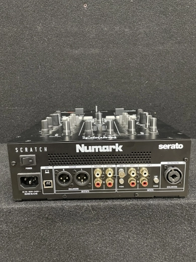 Gear Hunter | Numark - SCRATCH