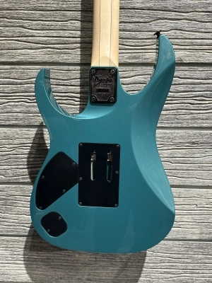 Gear Hunter | IBANEZ RG GENESIS EMERALD GREEN