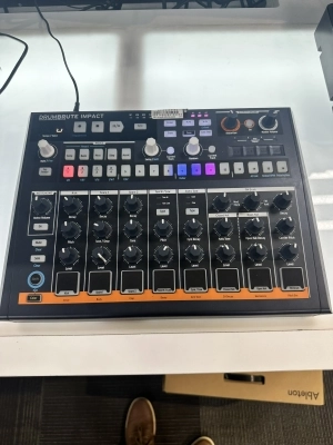 Gear Hunter | ARTURIA DRUMBRUTE IMPACT ANALOG DRUM MACHINE