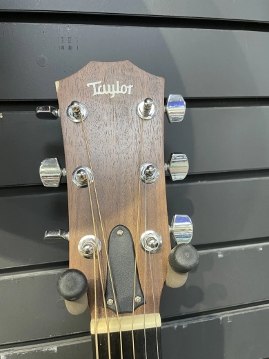 Gear Hunter | Taylor Guitars - ACADEMY 12E V2