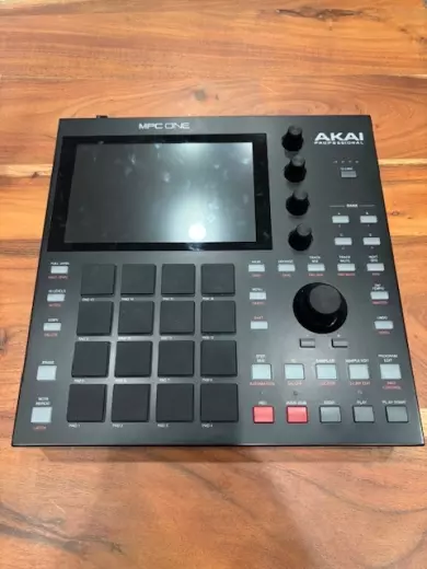 Gear Hunter | Akai - MPC ONE