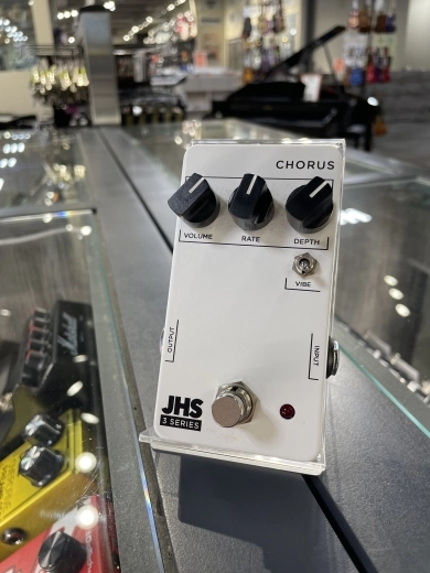 Gear Hunter | JHS Pedals - JHS 3 CHORUS