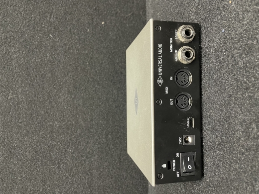 Gear Hunter | Universal Audio - UA-VOLT1