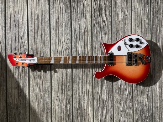 Gear Hunter | RICKENBACKER 620 FG