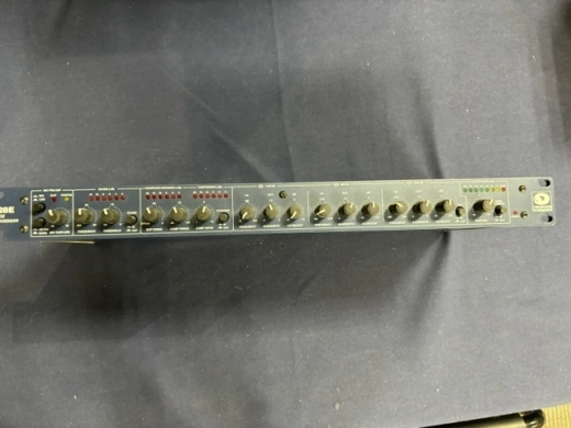 Gear Hunter | Symetrix 528E