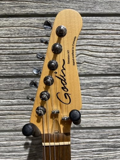 Gear Hunter | Godin Session Trans Cream