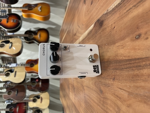 Gear Hunter | JHS Pedals - JHS 3 CHORUS