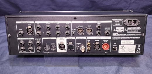 Gear Hunter | Line 6 - HELIX Rackmount Amp and FX