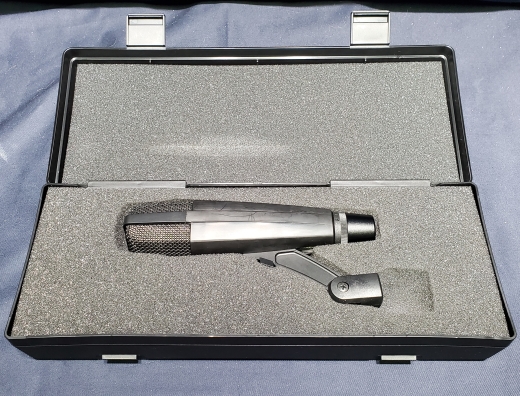 Gear Hunter | Sennheiser - MD 421-II Cardiod Microphone