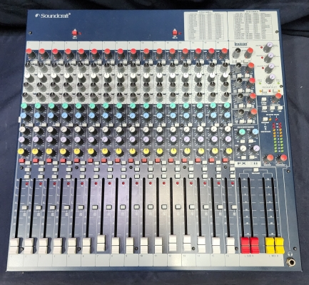 Gear Hunter | Soundcraft - FX16II Mixer