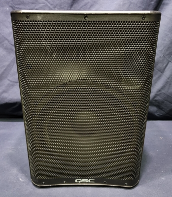 Gear Hunter | QSC - CP12 1000w 12" Powered Monitor