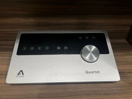 Gear Hunter | Apogee - QUARTET