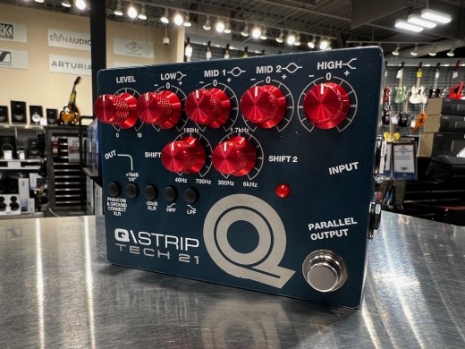 Gear Hunter | Tech 21 - QST-R