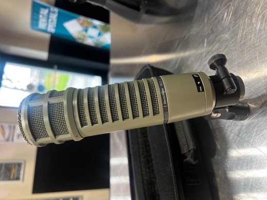 Gear Hunter | Electro-Voice - RE20