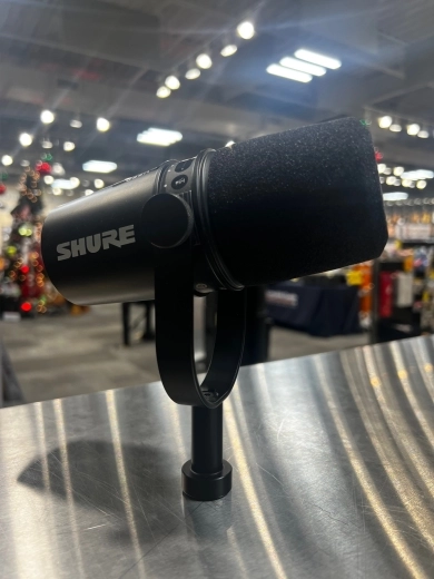 Gear Hunter | Shure - MV7X