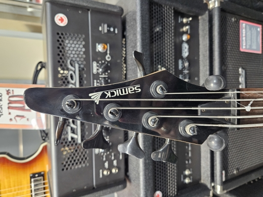 Gear Hunter | Samick 5 String PJ Bass