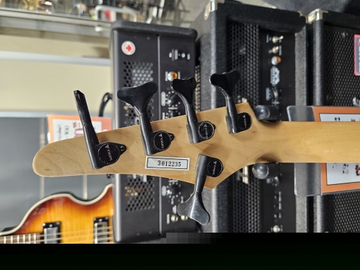 Gear Hunter | Samick 5 String PJ Bass