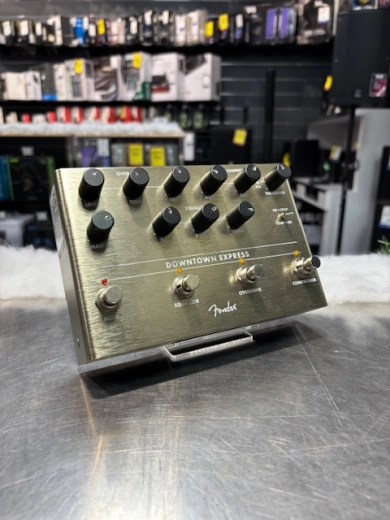 Gear Hunter | Fender Downtown Express Bass Multi FX