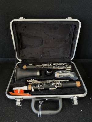 Gear Hunter | Carlton - Student Clarinet