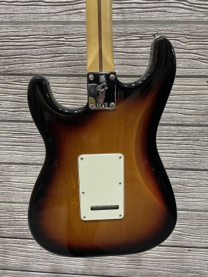 Gear Hunter | Fender Player Series Strat 3 Tone Sunburst