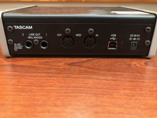 Gear Hunter | Tascam - US-2X2