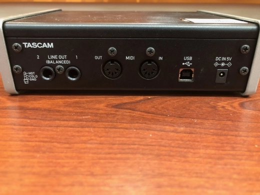 Gear Hunter | Tascam - US-2X2