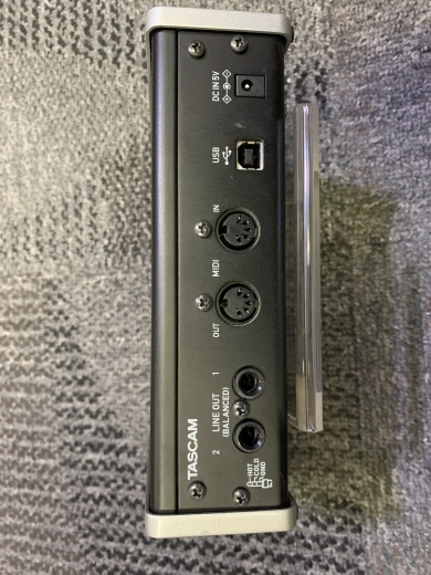 Gear Hunter | Tascam - US-2X2