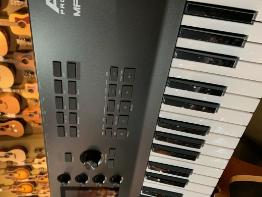 Akai MPC Key 61 Standalone MPC Synthesizer Keyboard | Long & McQuade