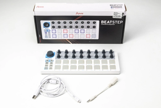 Gear Hunter | Arturia - BeatStep Compact Pad Controller