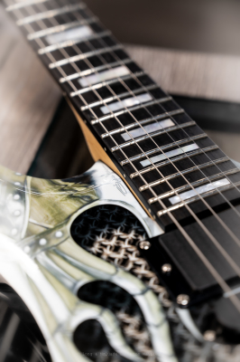 Gear Hunter | Dean - Michael Batio MAB1 Armor Flame w/ Case