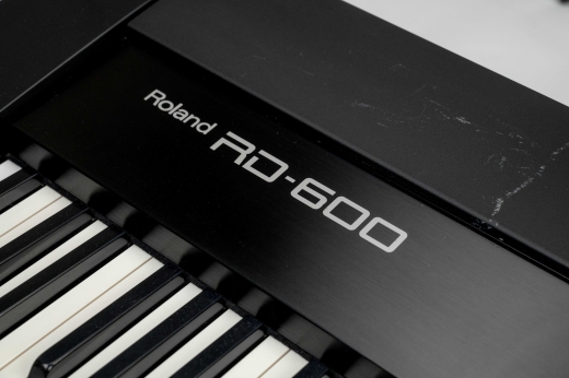 Gear Hunter | Roland - RD-600 Digital Piano