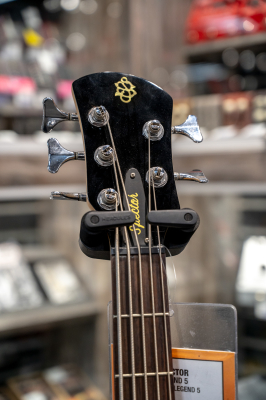 Gear Hunter | Spector - Legend 5 Standard Bass