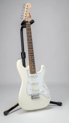 Gear Hunter | Squier - Stratocaster Mini - White