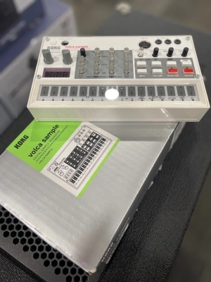 Gear Hunter | Korg - VOLCA-SAMPLE-KORG - DIGITAL SAMPLE SEQUENCER