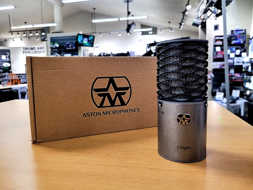 Gear Hunter | Aston - AST-ORIGIN