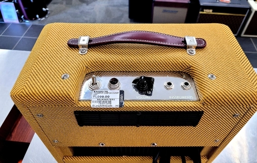 Gear Hunter | Fender - 57 Custom Champ Amp