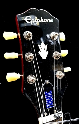 Gear Hunter | Epiphone - Nancy Wilson Nighthawk