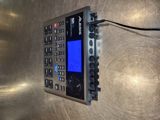 Gear Hunter | Alesis - SR-18