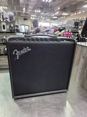 Gear Hunter | Fender - MUSTANG LT50